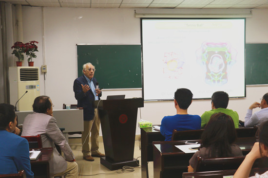 美国科学院院士Julius Rebek教授来校进行学术交流 -河南大学新闻网